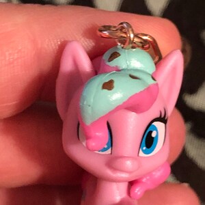 Party Pinkie Pie Mlp Keychain - Etsy