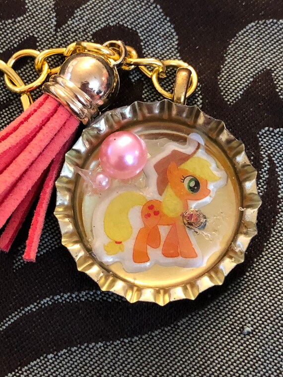 Applejack Mlp Bottle Cap Keychain - Etsy