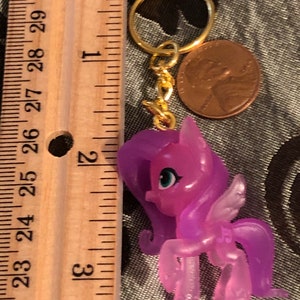 Pretty Pipp Pony Keychain - Etsy