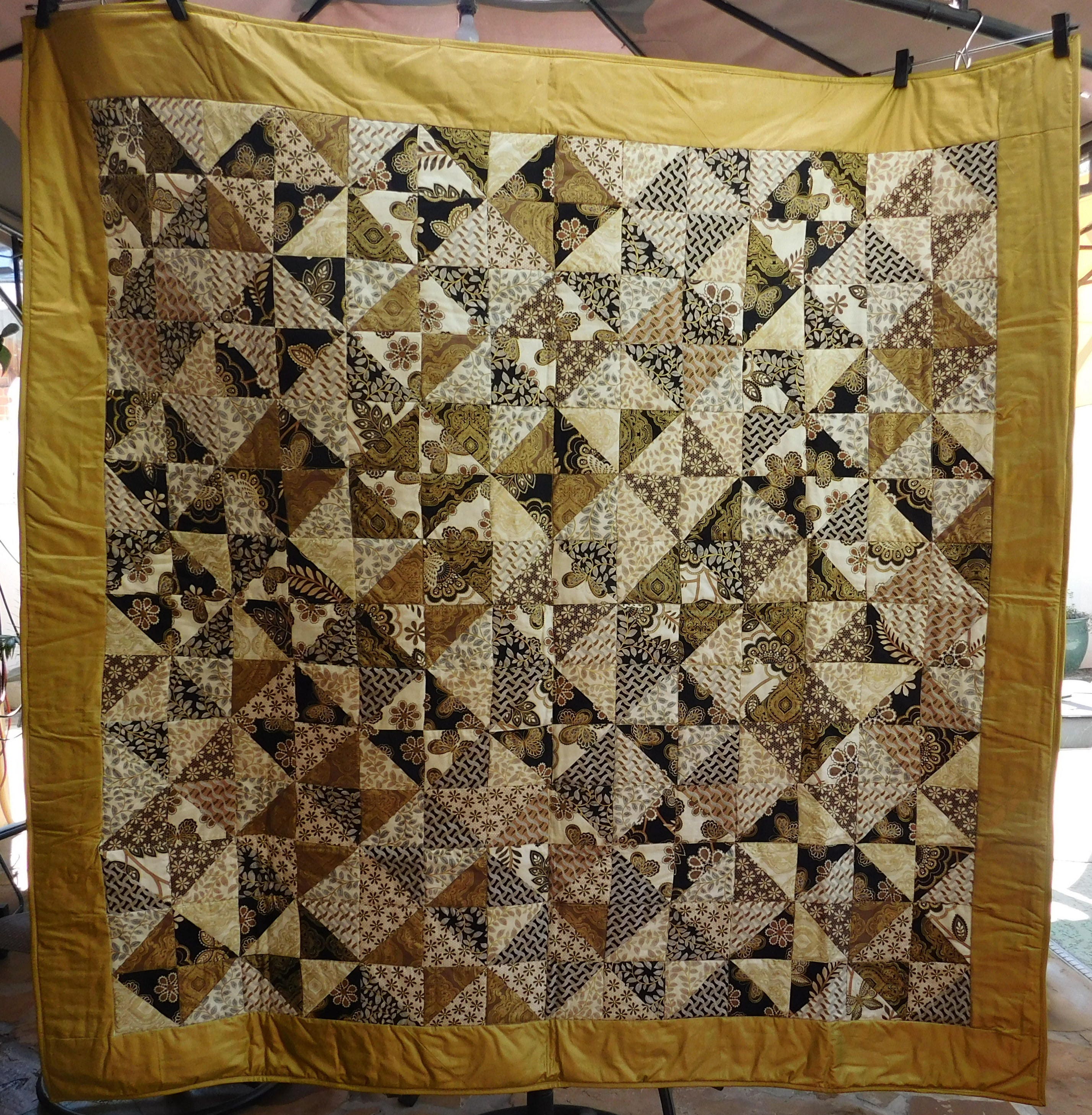 Black and Gold Floral Quilt | Etsy