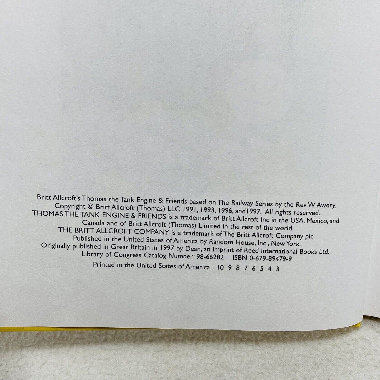 Thomas Tank Engine Book Big Yellow Treasury 3 Stories Children Picture ...