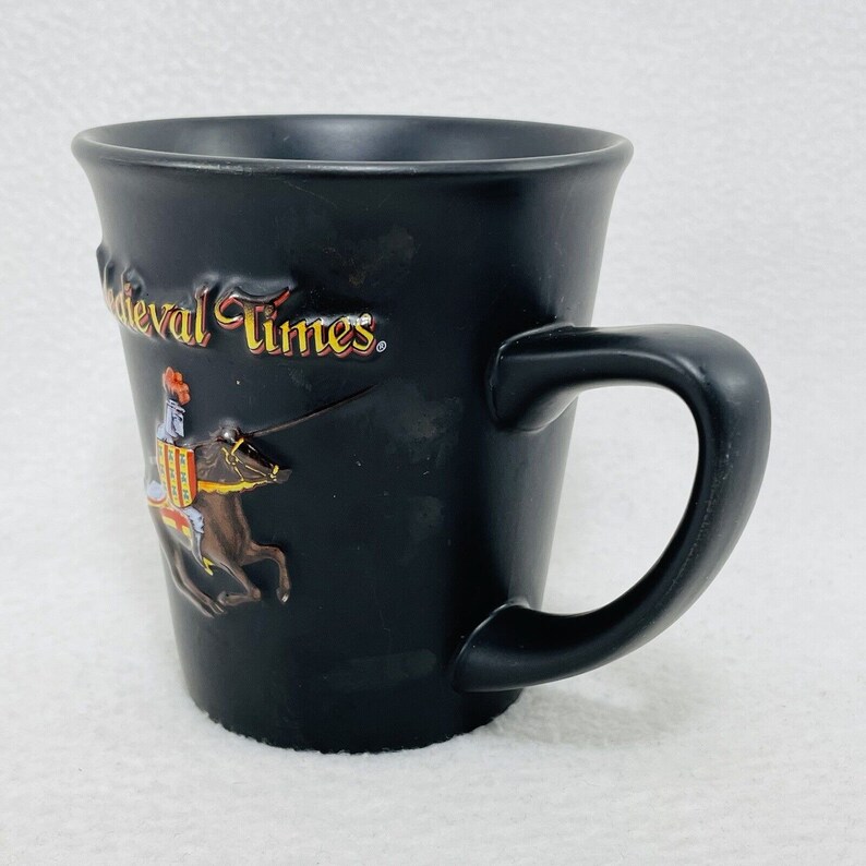 Medieval Times Mug Knight Armor Horse Fight Battle War Warrior Black ...