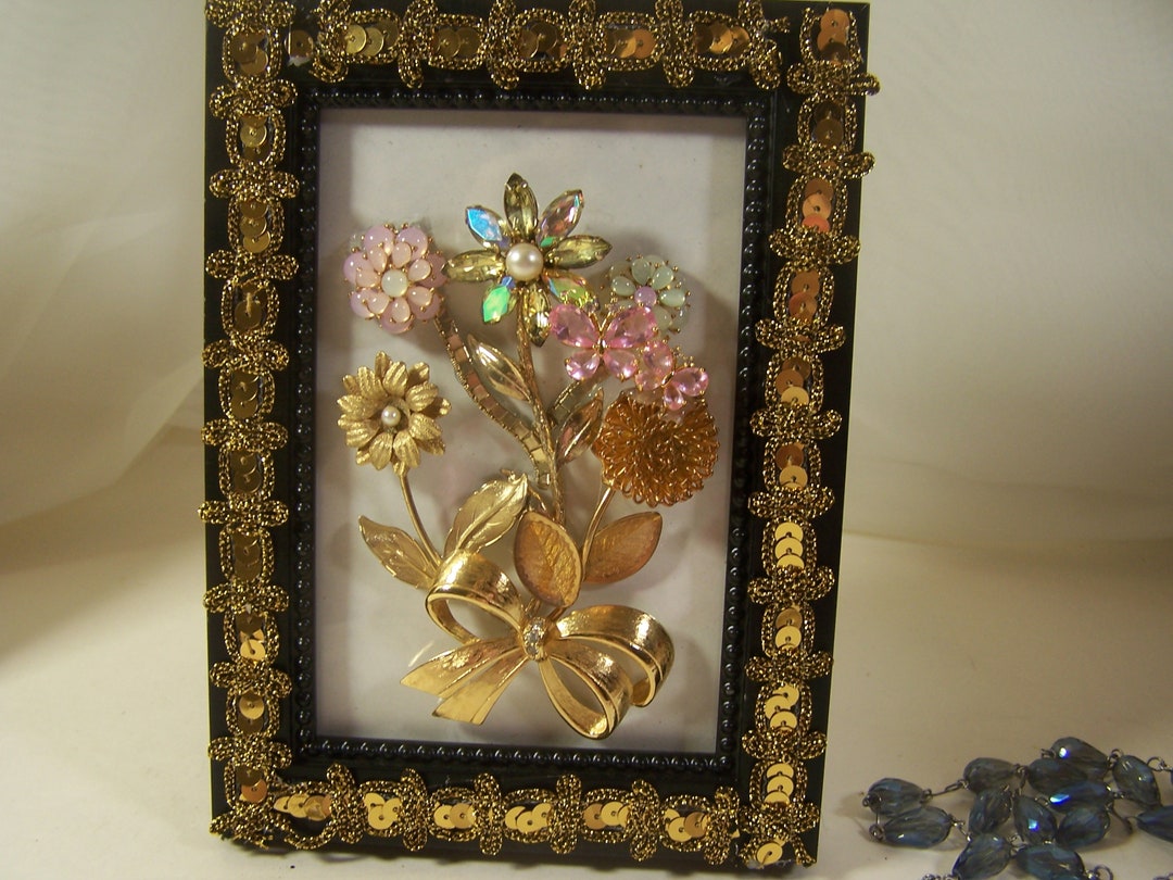 Picture Frame Black Wood W/a Glittering Bouquet of Vintage to Now Gold ...