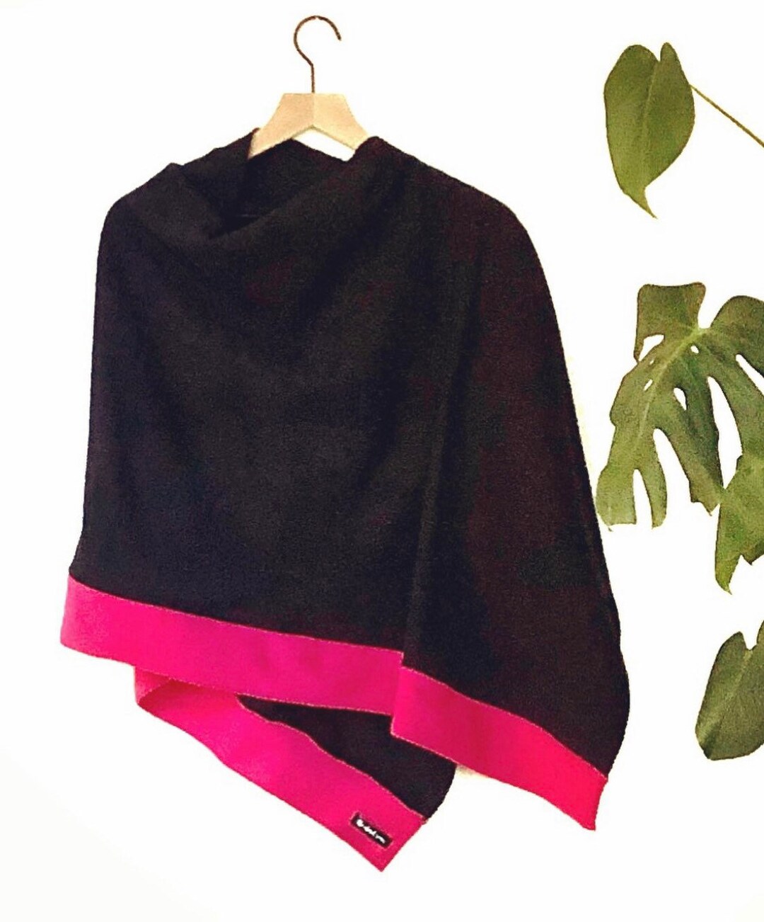 Pink Poncho Black Hot Pink Fall Wrap Topper Fleece the Saratoga Color ...
