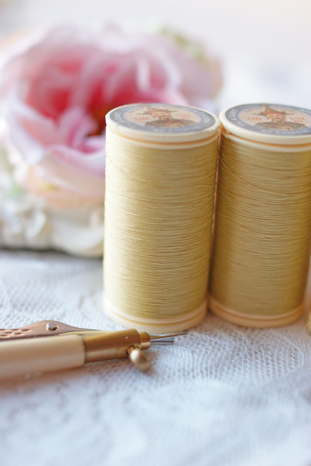 Butter Color Gloving Thread 330, Fil Au Chinois, Waxed Cotton Thread ...