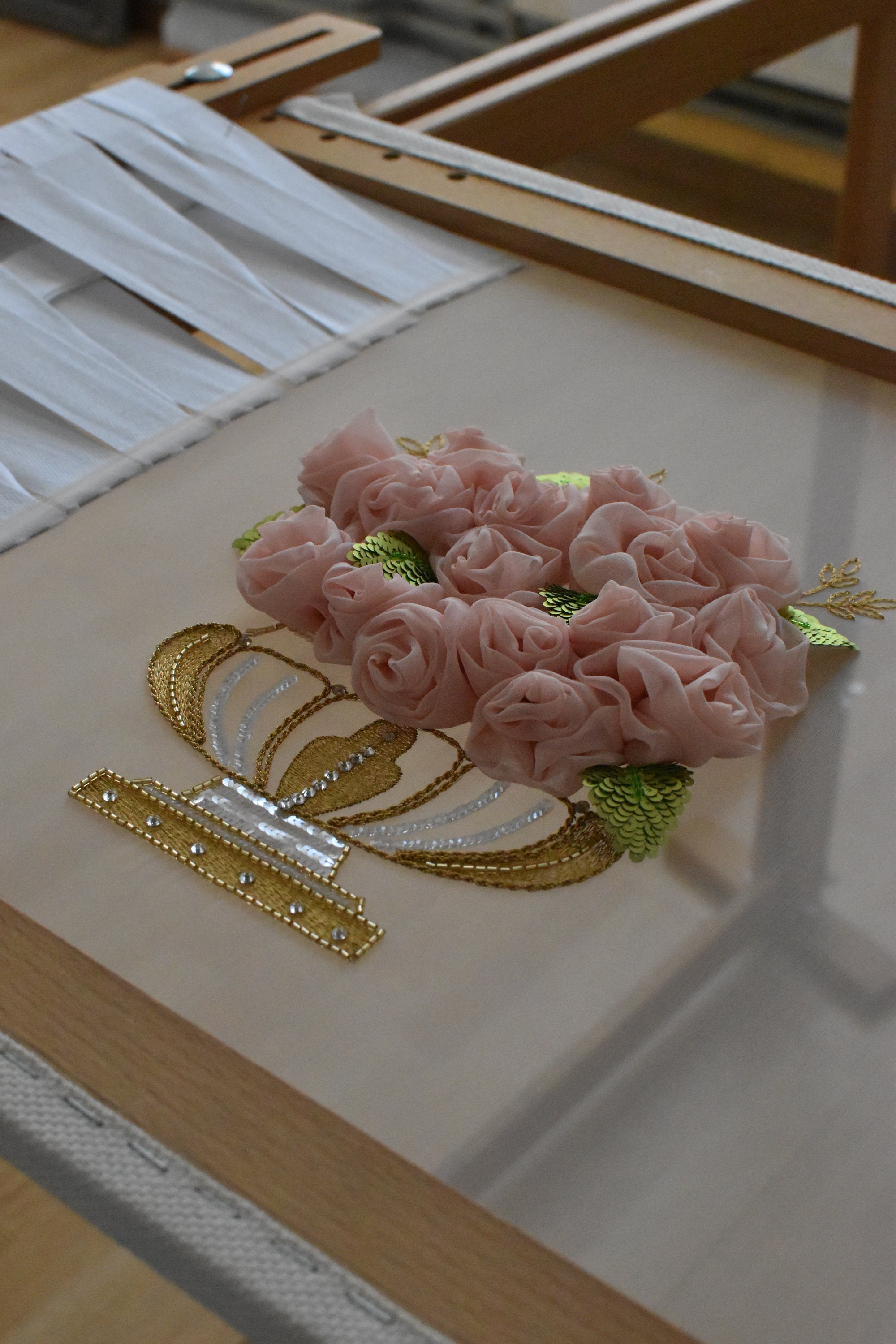 Embroidery video tutorial Show Master Class Vase with roses | Etsy