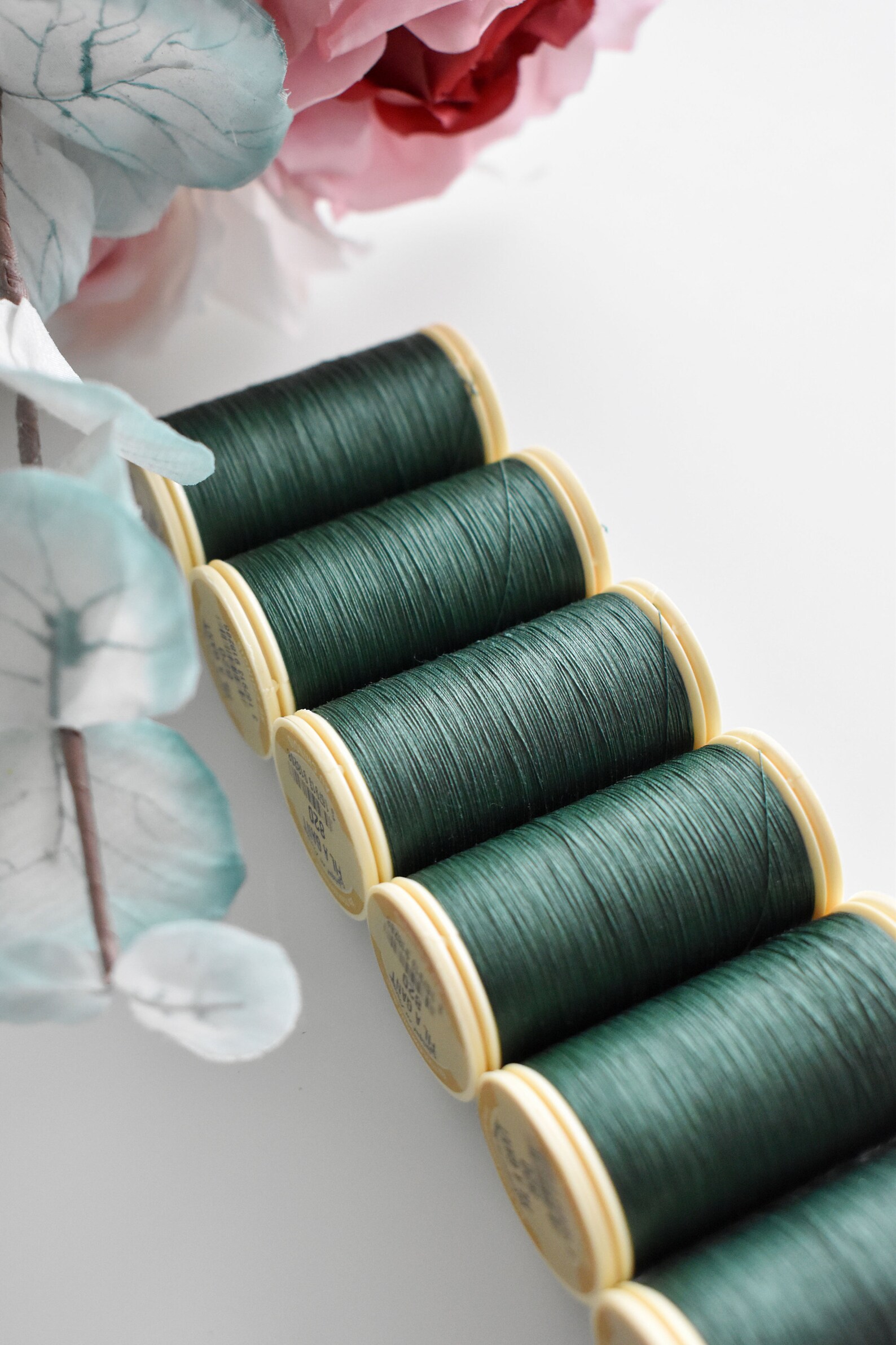 Fil Au Chinois Pine Green 820 Gloving Thread , Sajou French Cotton ...
