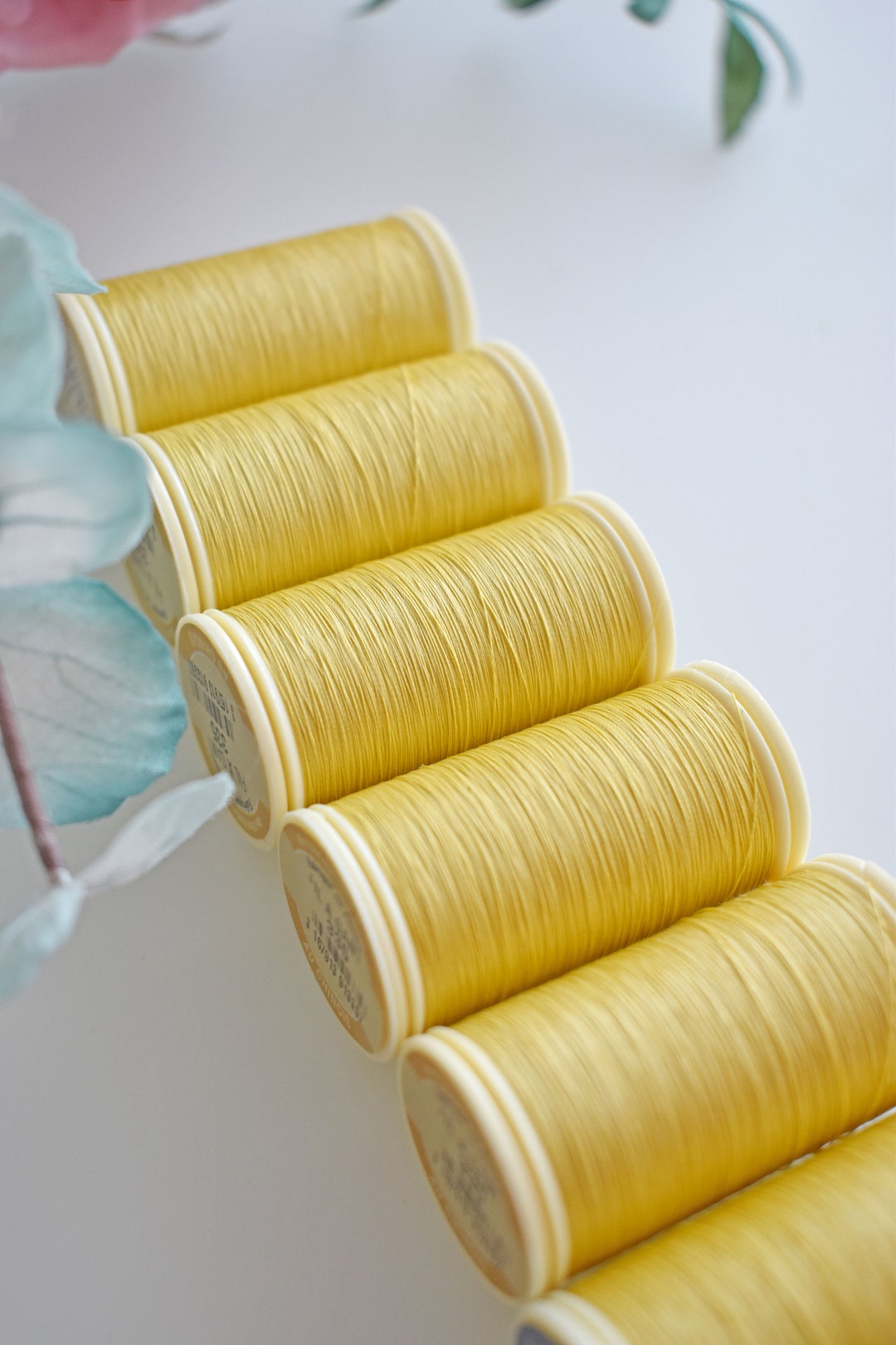 Canary Color Gloving Thread 335, Fil Au Chinois, Waxed Cotton Thread ...