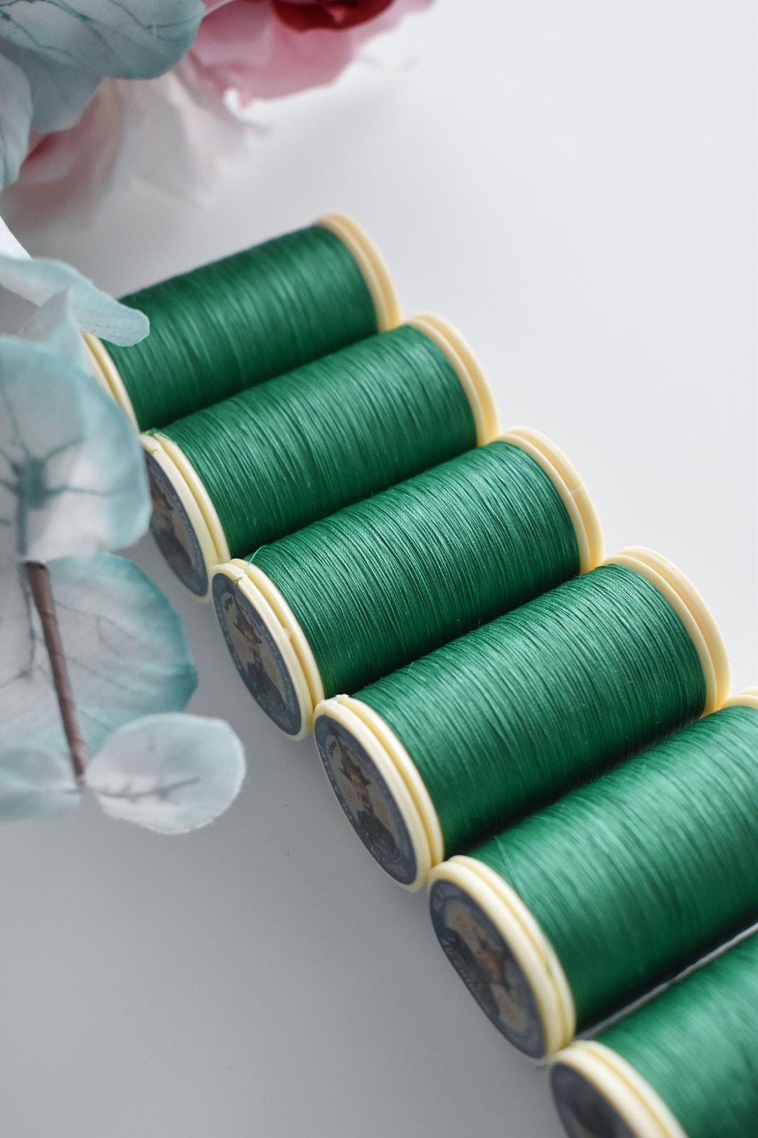 Fil A Gant Lawn Green Color 866 Gloving Thread, Fil Au Chinois Waxed ...