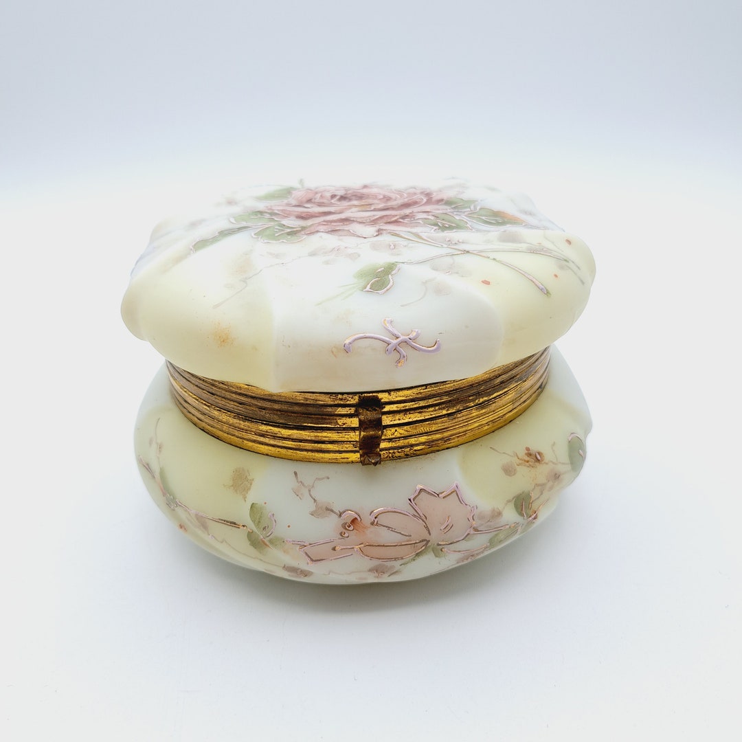 Antique Wavecrest Dresser Box, Hand Painted, Victorian Era, CF Monroe ...