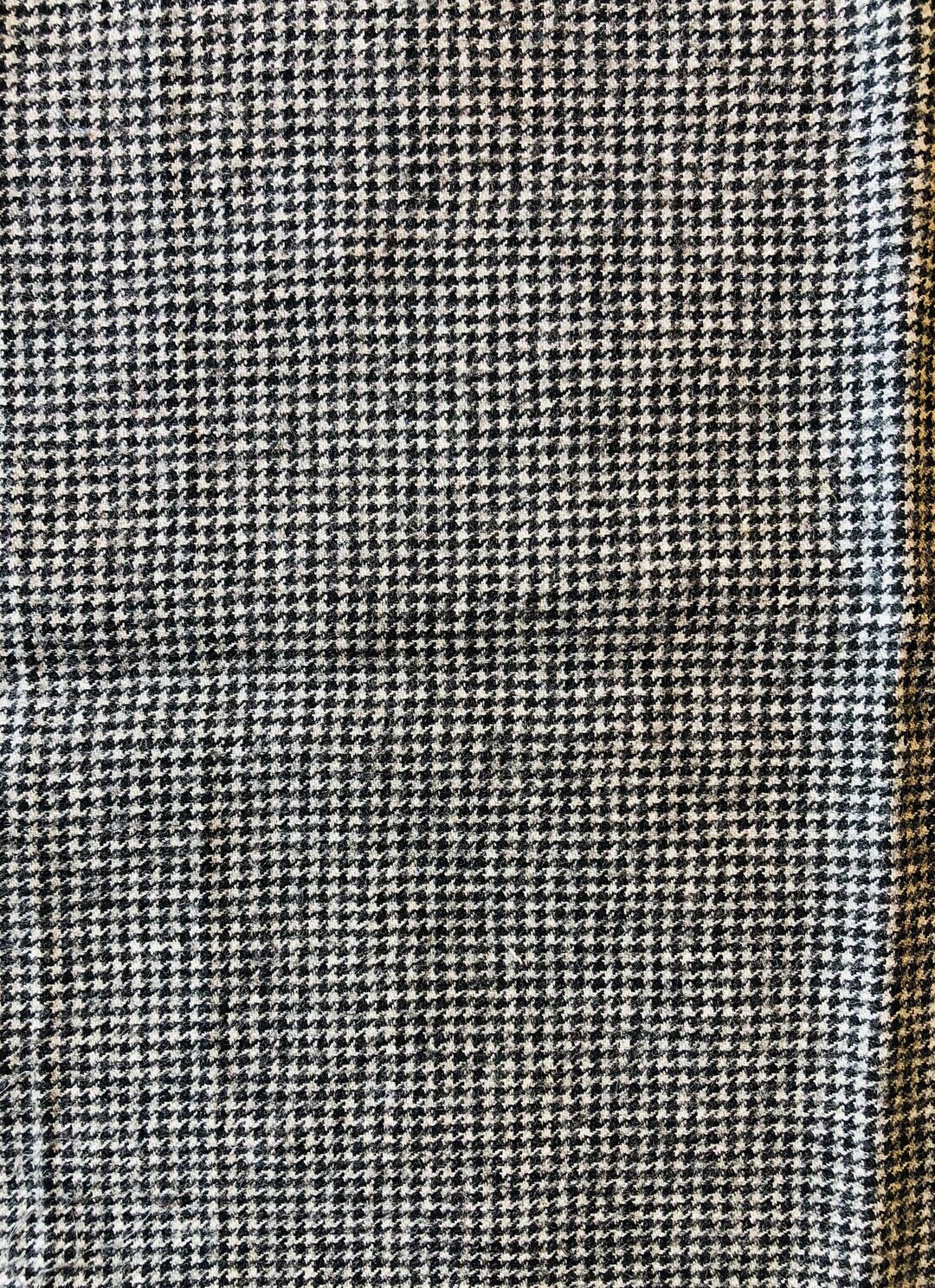 Black and Gray Houndstooth Wool Fabric, Lightweight - Etsy