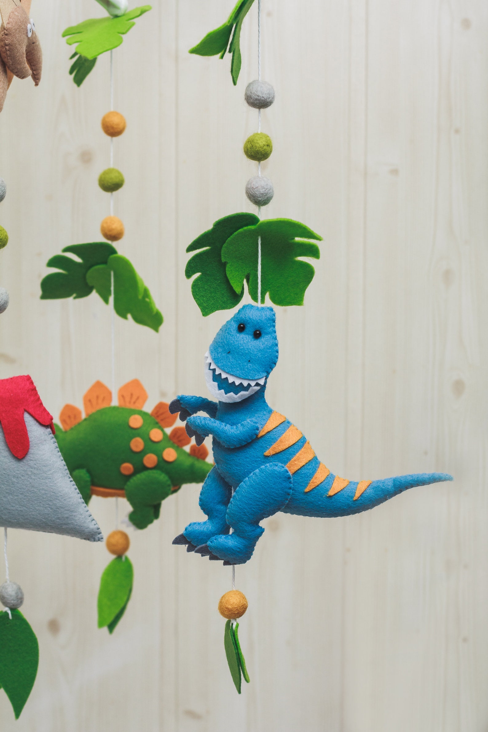 Dinosaur mobile for nursery decor Hanging felt animals mobile | Etsy