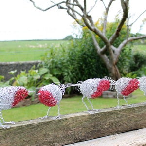 Wire Robin Bird Sculpture - Free Standing - Etsy