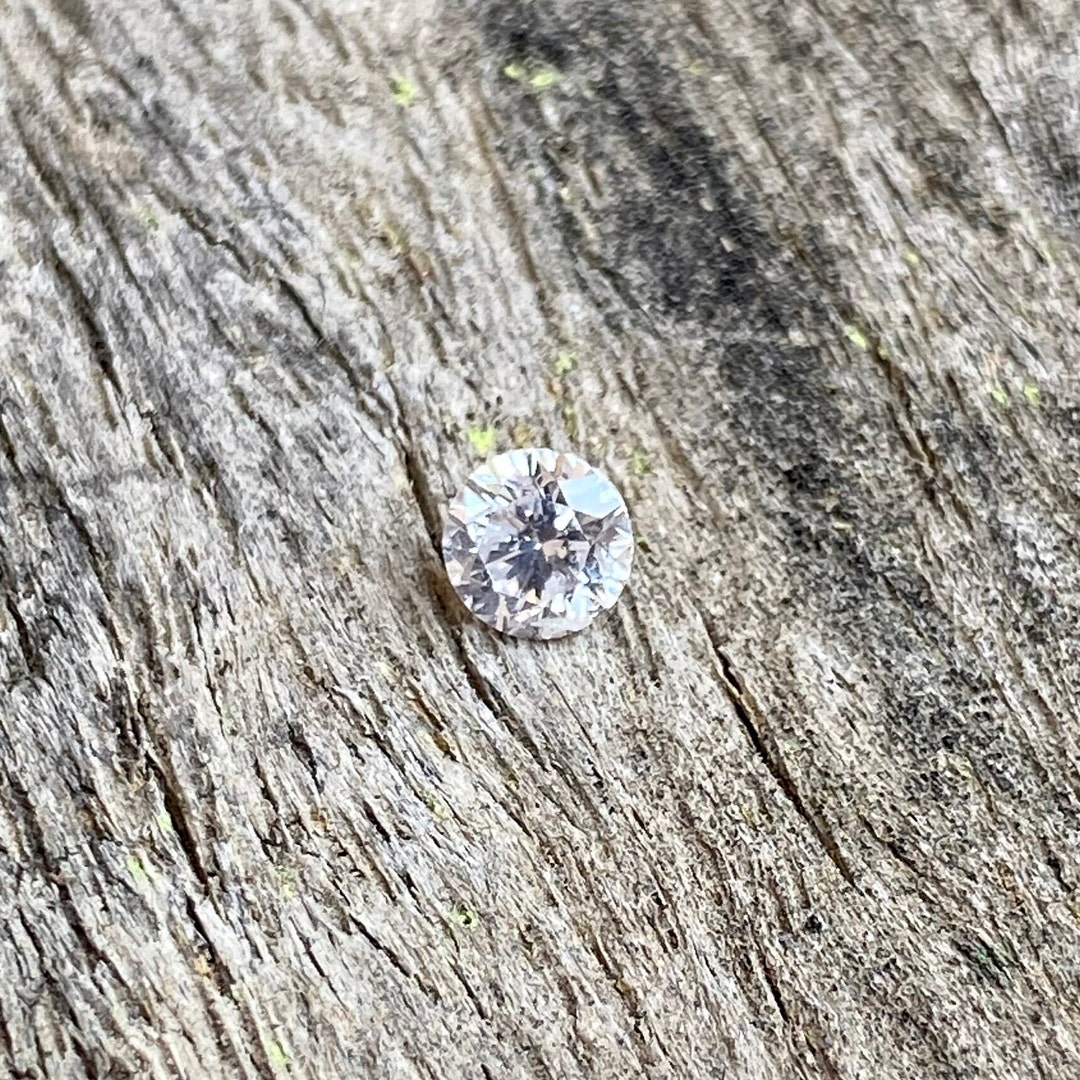 0.34 CT Natural White Diamond: Untreated Engagement Diamond - Etsy