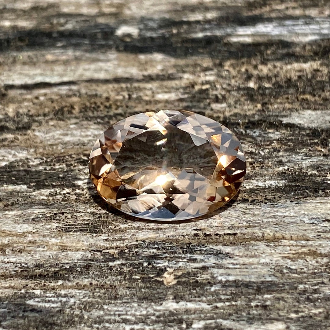 Peach Morganite Gemstone: 4.74 Carat Oval Cut, Deep Color - Etsy