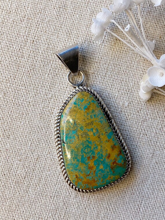 Royston Turquoise Pendant Necklace, Vintage Royston T… - Gem