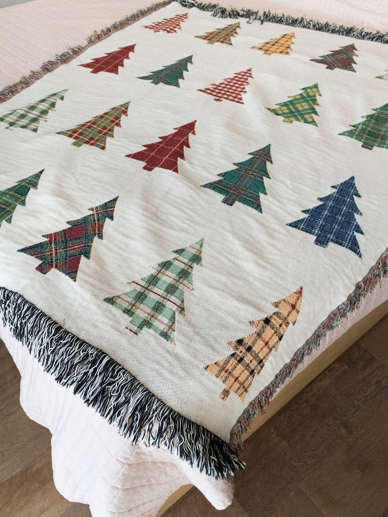 Plaid Trees Christmas Blanket: Woven Cotton Throw for Winter Decor ...