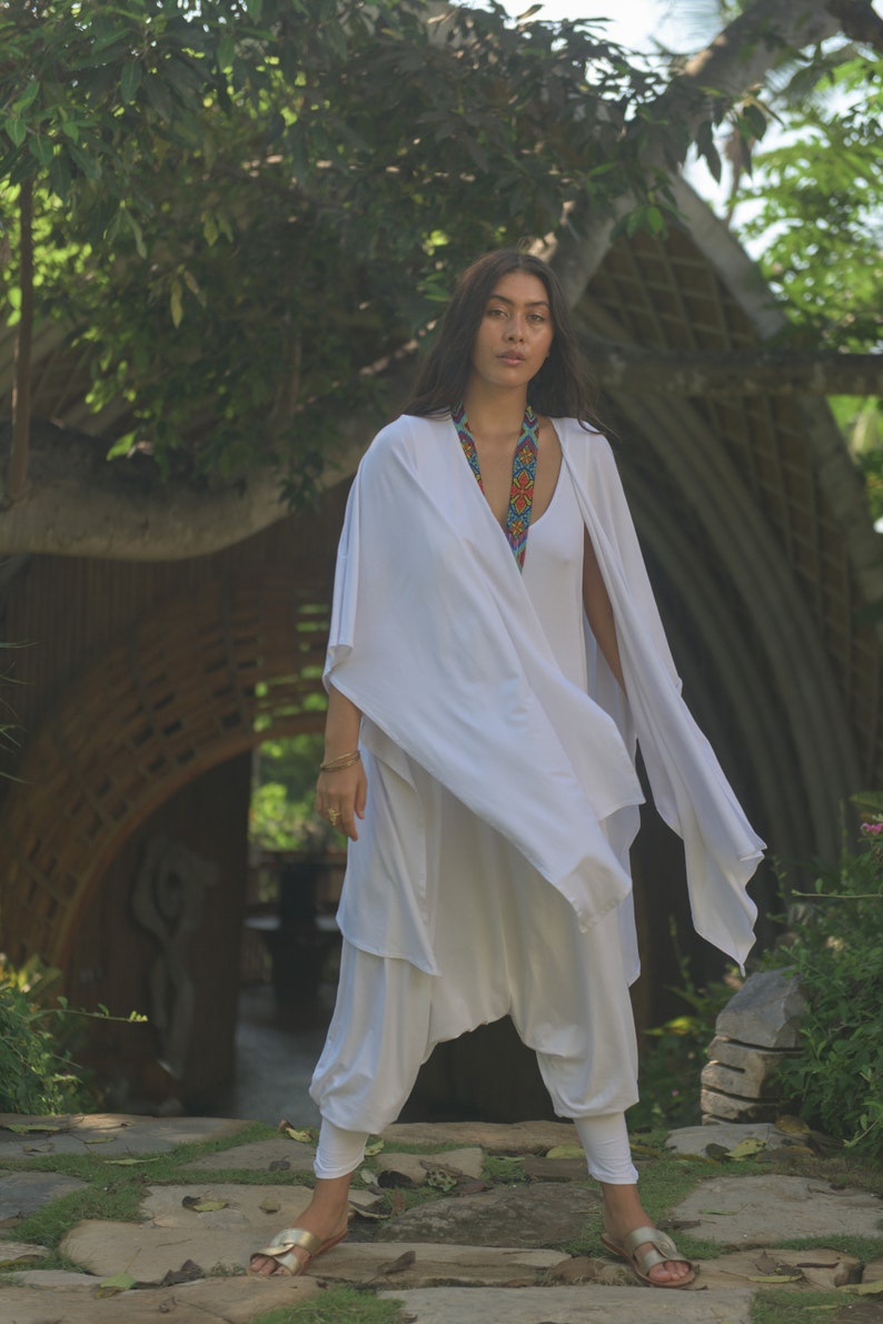 Bamboo Wrap White \ Yoga Wear \ Wrap \ Lightweight \ Kimono Jacket \ Asymmetric \ Elegant ...