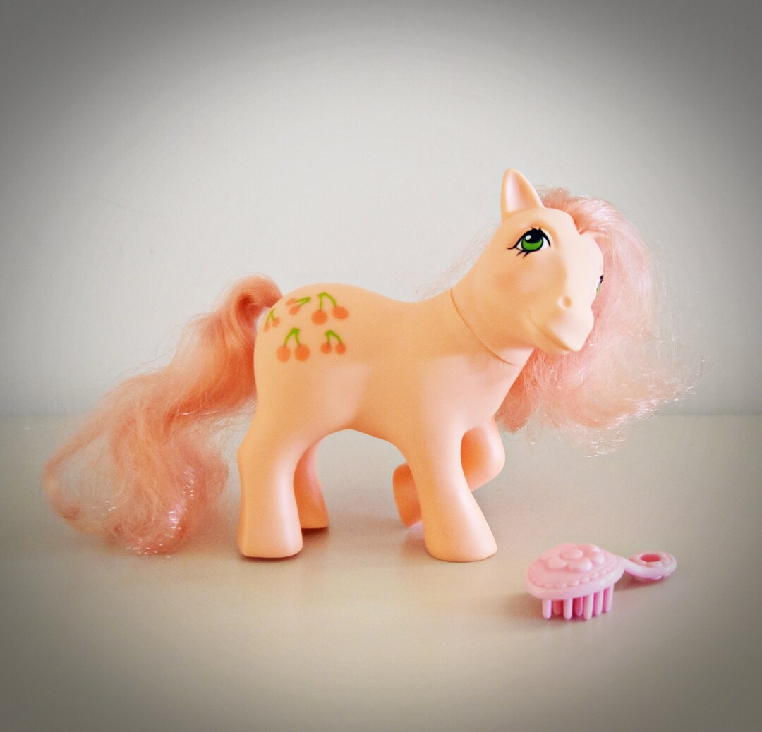 Cute Vintage My Little Pony cherries Jubilee/ G1 Hong Kong / Cutie ...