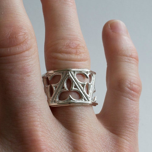 Gothic Window Ring | Etsy