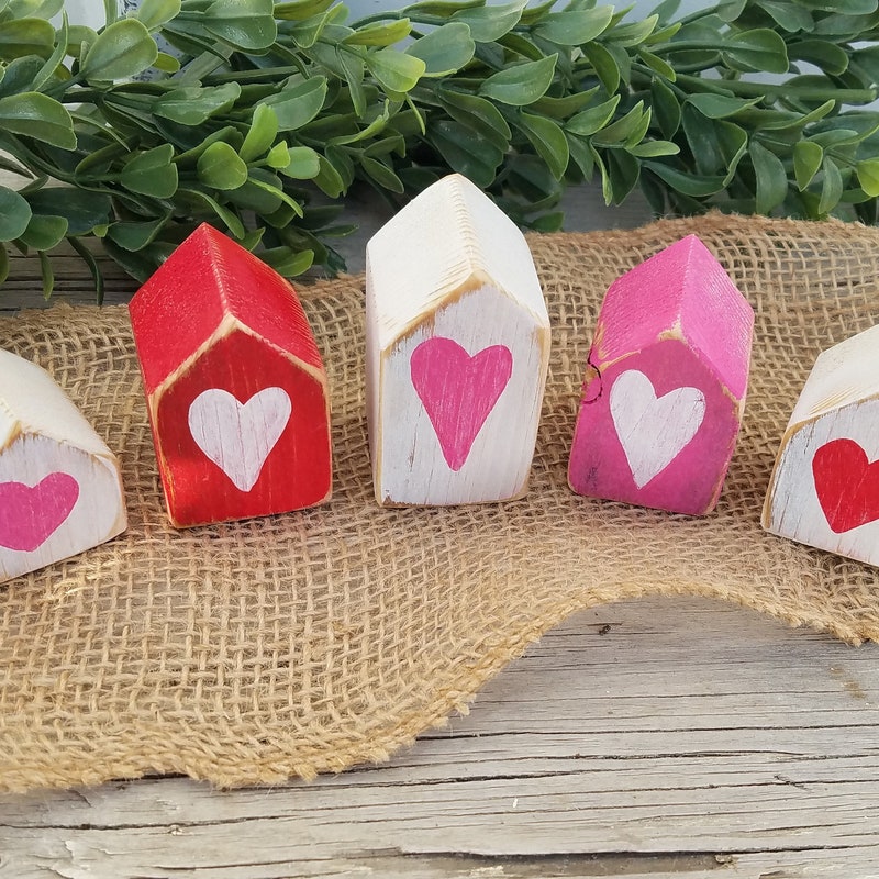 Valentine House - Etsy
