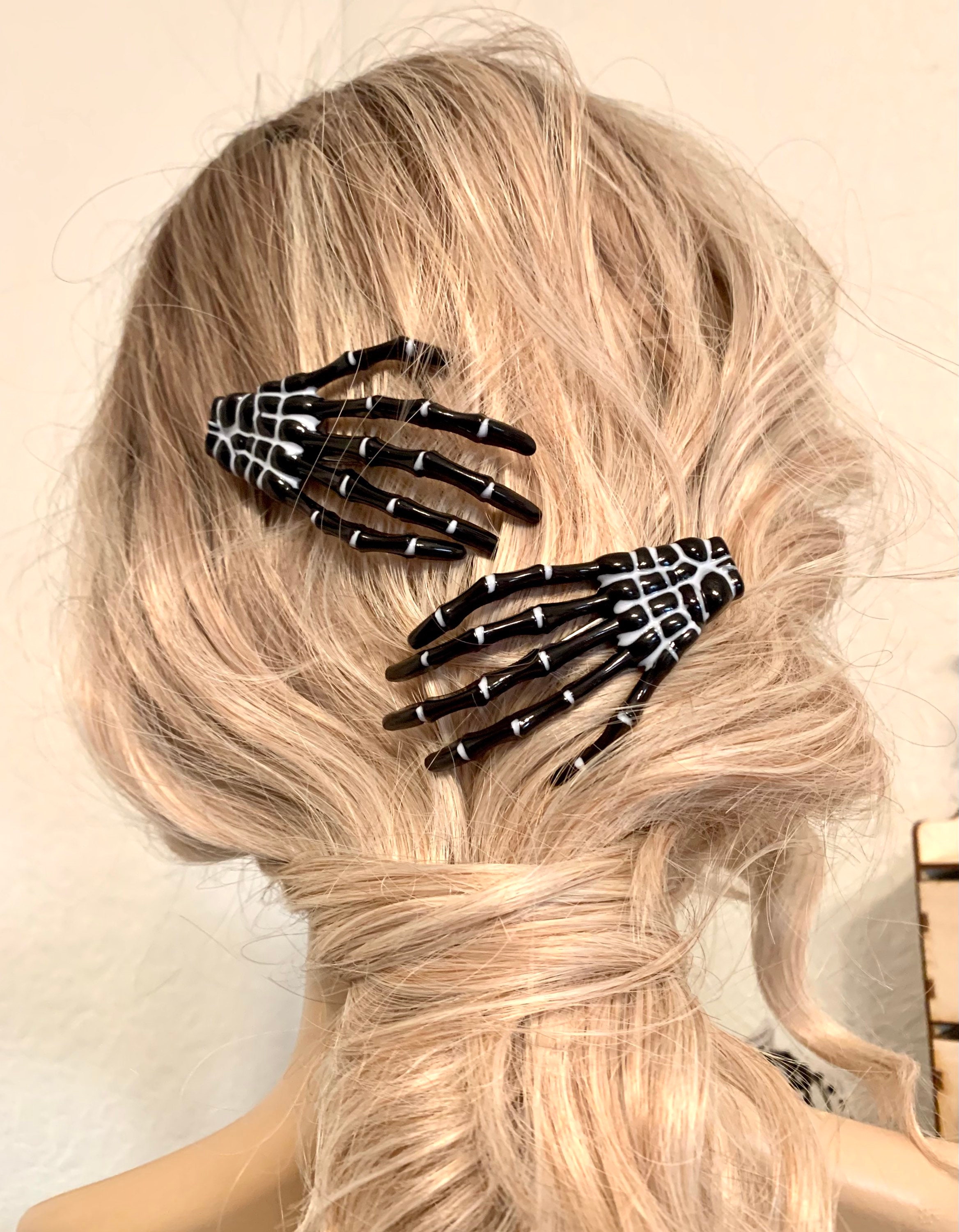 2 pcs Skull hair clips Skeleton hand clips Hair design | Etsy