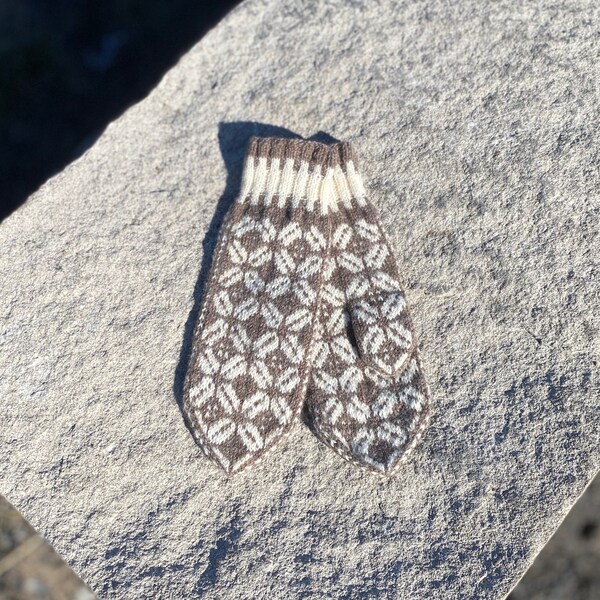 Scandinavian Mittens - Etsy