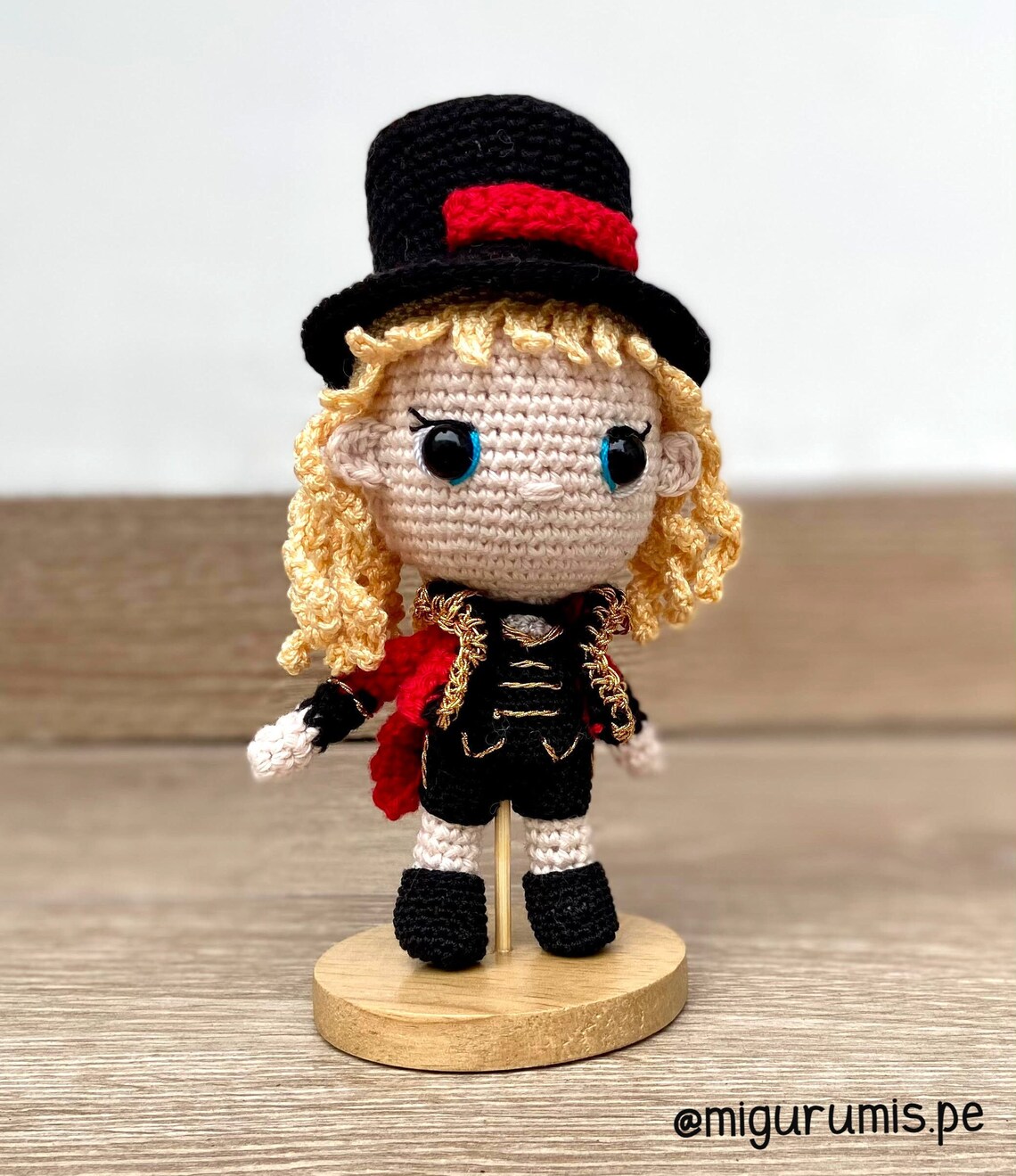 Taylor Swift Merch Amigurumi Crochet Red Tour - Etsy