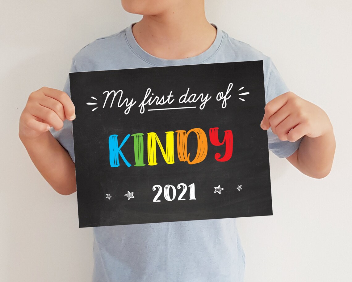 1st-day-of-kindy-school-chalkboard-sign-printable-back-to-etsy
