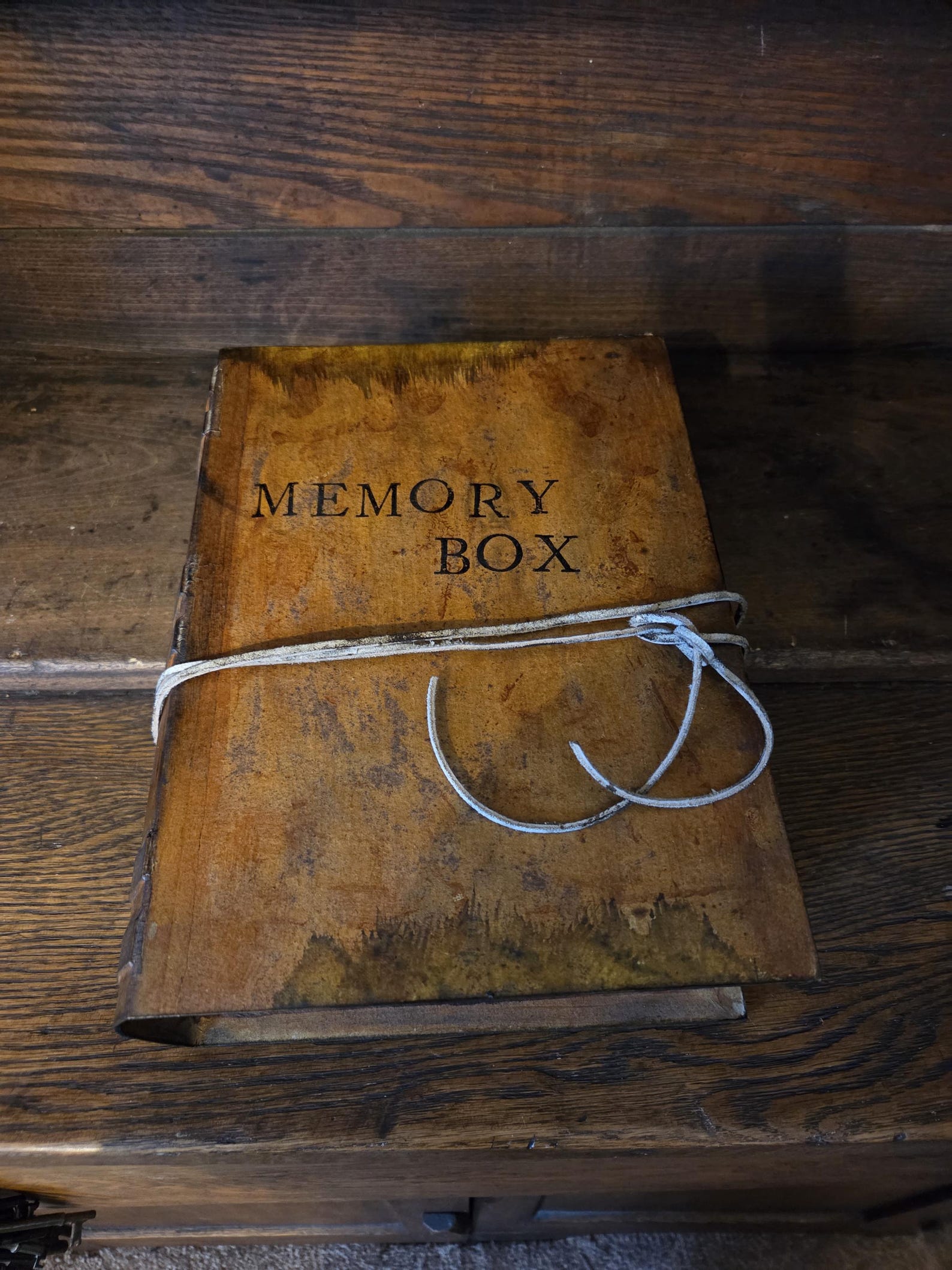 Primitive Hand Distressed Memory Book Box - Etsy