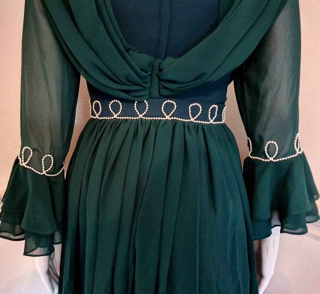 Gorgeous Forest Green Vintage Dress With Beaded Detail Unique Rare ...