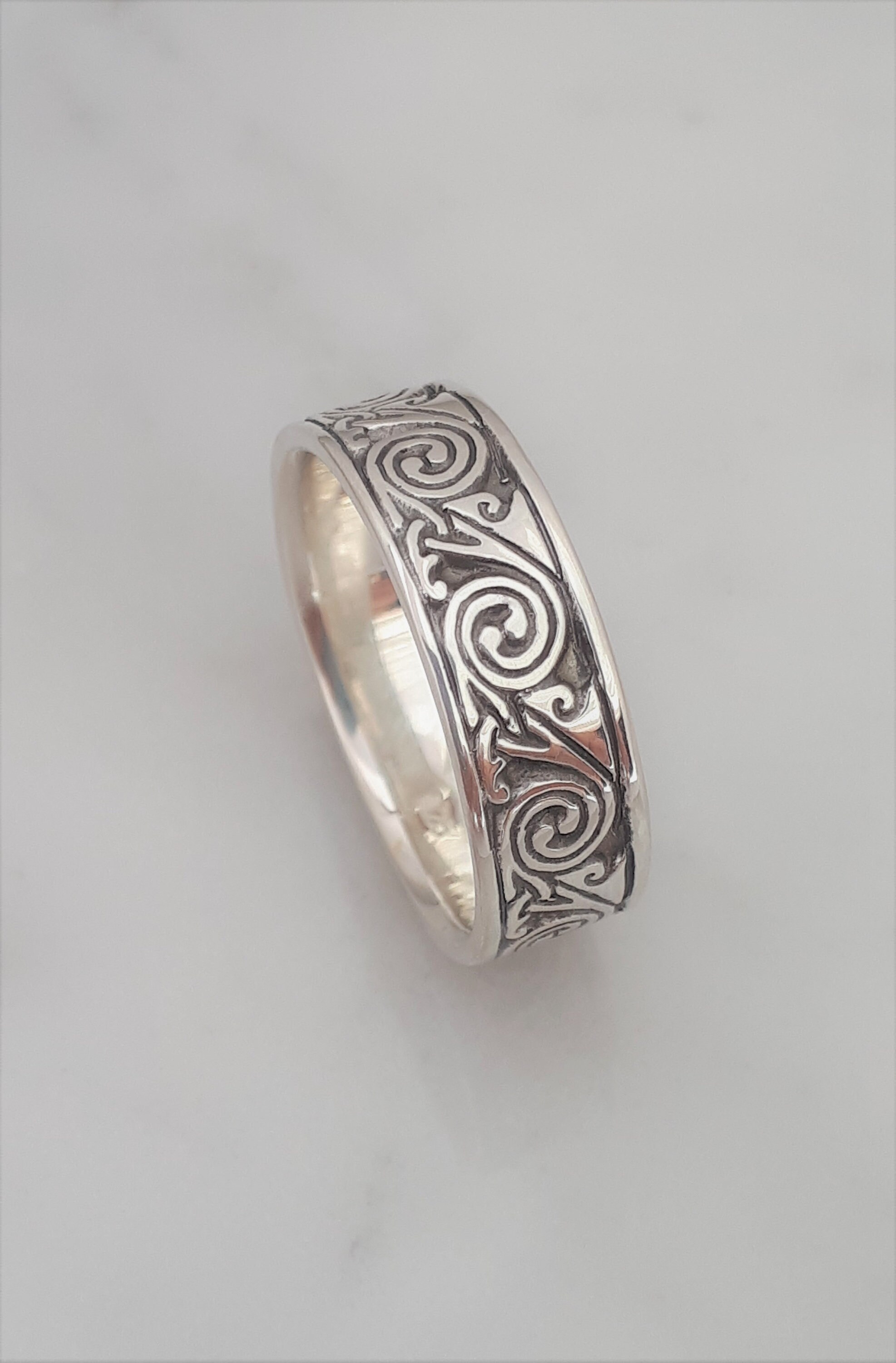 Wind - Sterling SILVER Celtic Spiral Ring, Celtic Band - Etsy