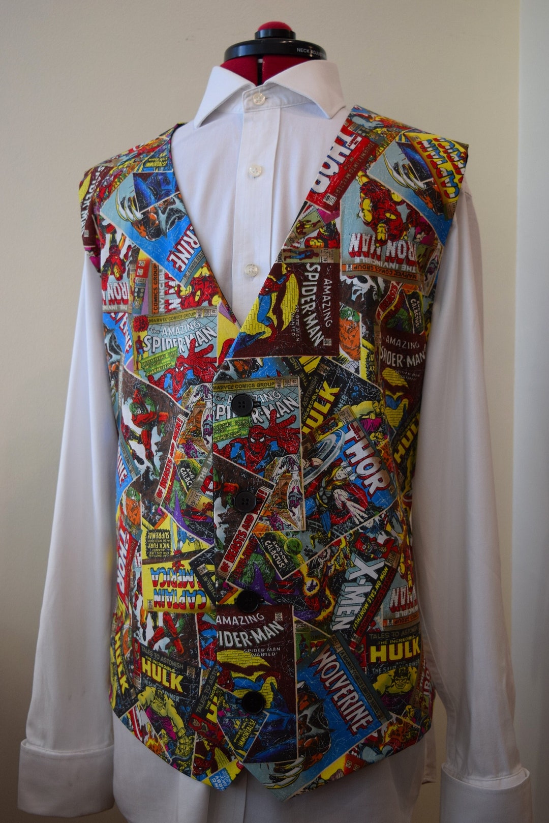 Men's Comic Book Avengers Waistcoat/vest, Wolverine, Captain America ...