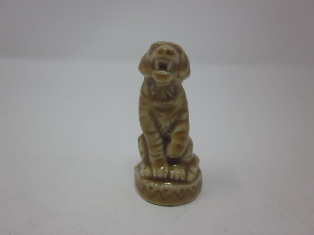 Wade Whimsies Circus Tiger Tan Tiger Sitting Red Rose Tea Wades Ceramic ...