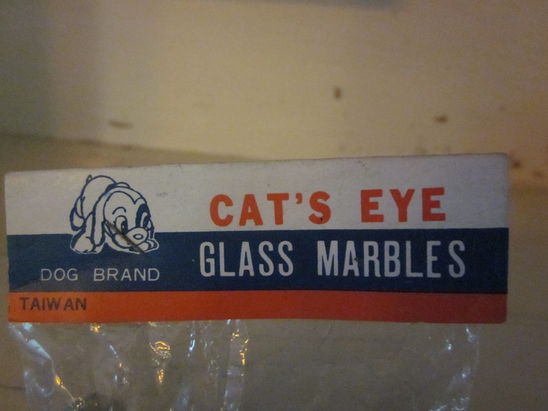 Vintage Dog Brand Cat's Eye Marbles, 25 Clear Glass Marbles, Original ...