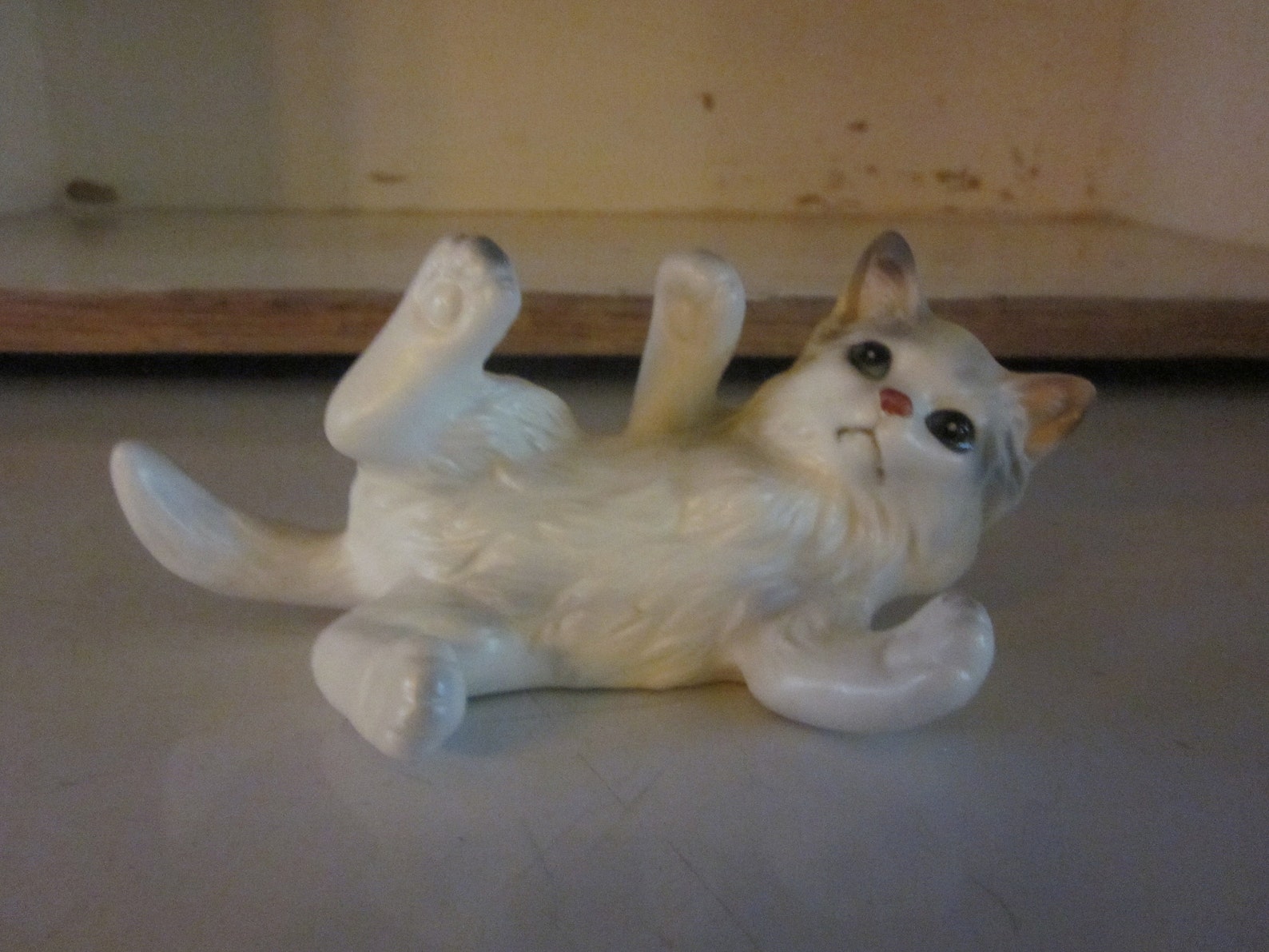 Lefton Cat Figurine Lefton White Laying Persian Angora Cat - Etsy