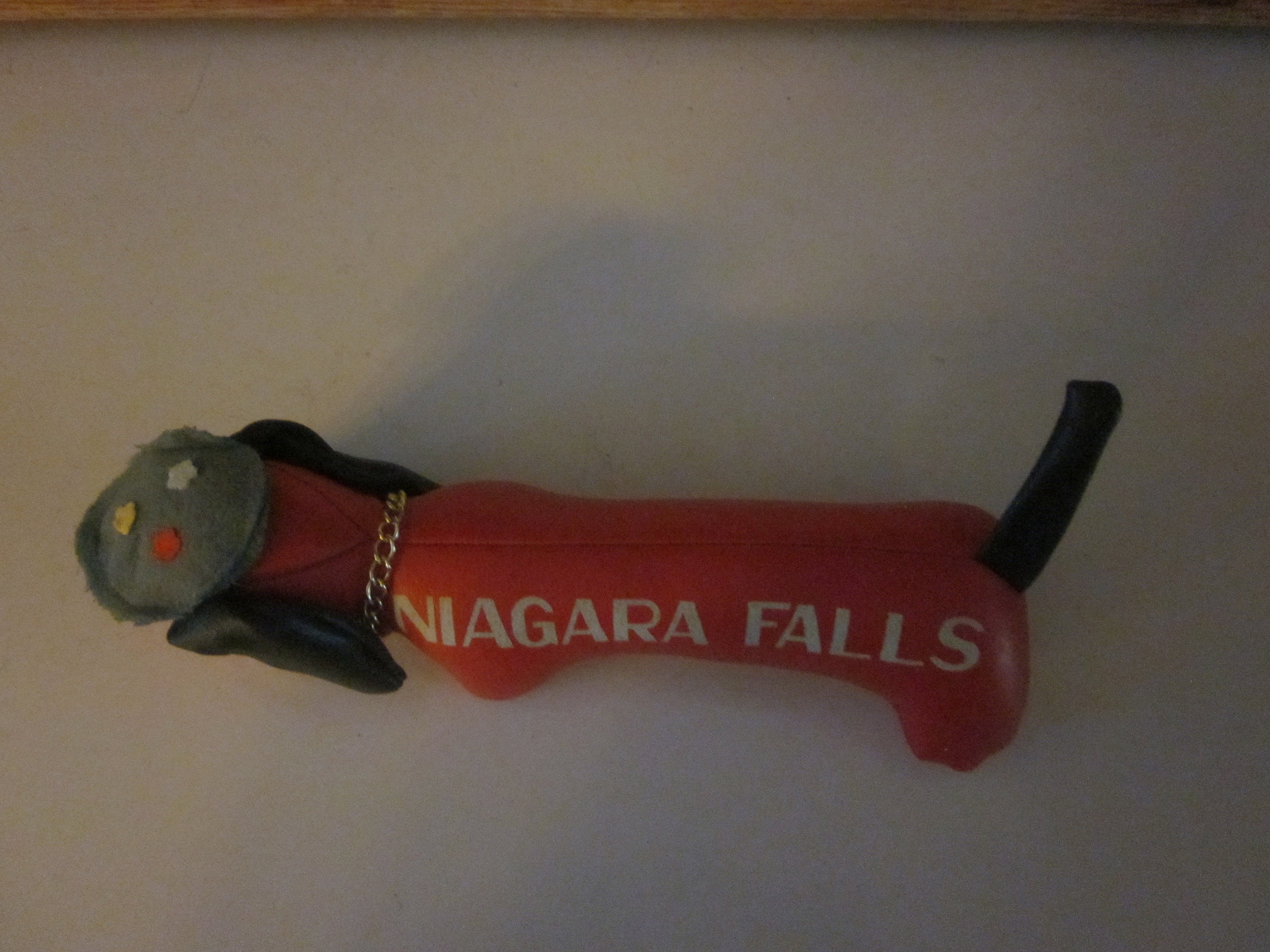 Naugahyde Niagara Falls Souvenir Dog Vintage Stuffed Dachshund - Etsy