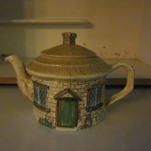 Cottage Teapot - Etsy