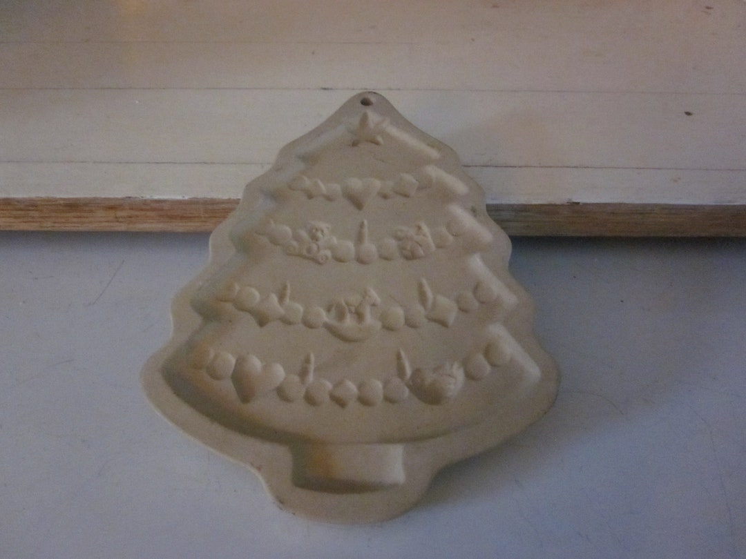Brown Bag Cookie Art Christmas Tree Cookie Mold Christmas Cookies ...