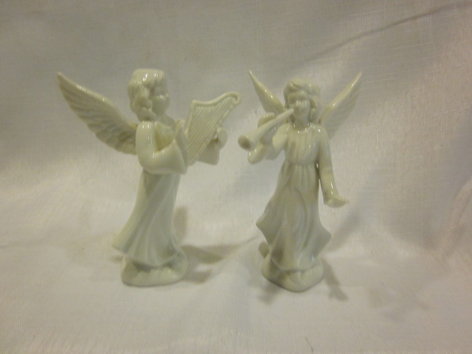 Enesco Ceramic Angel Figurines Pair of Enesco Angels Christmas - Etsy