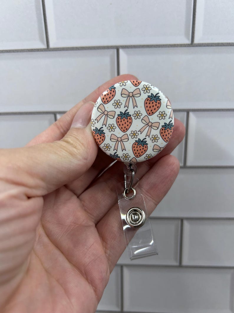 Strawberry Bow Badge Reel, Interchangeable ID Holder - Etsy