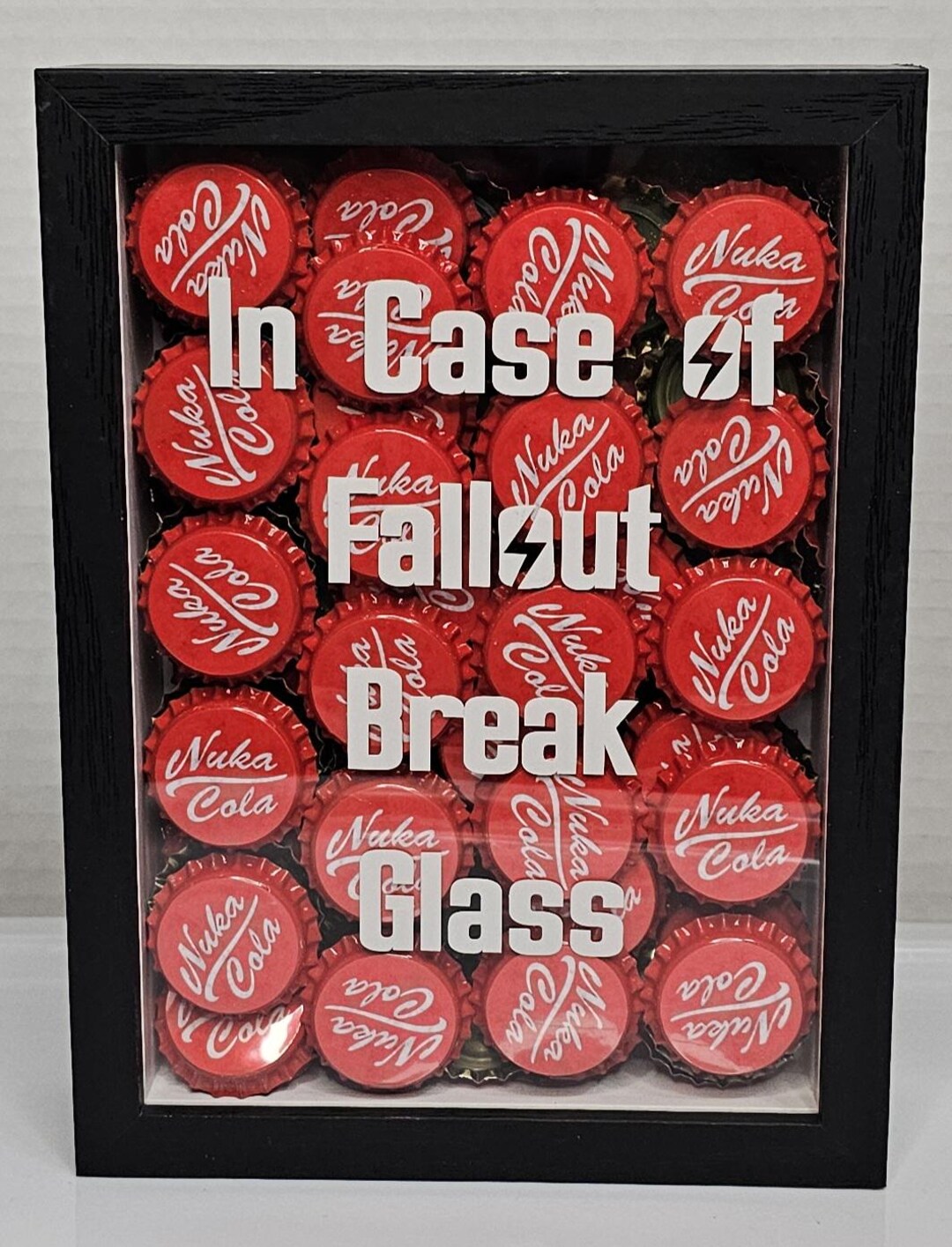 Fallout Nuka Cola Bottle Caps Display 5x7 "in Case of Fallout Break ...