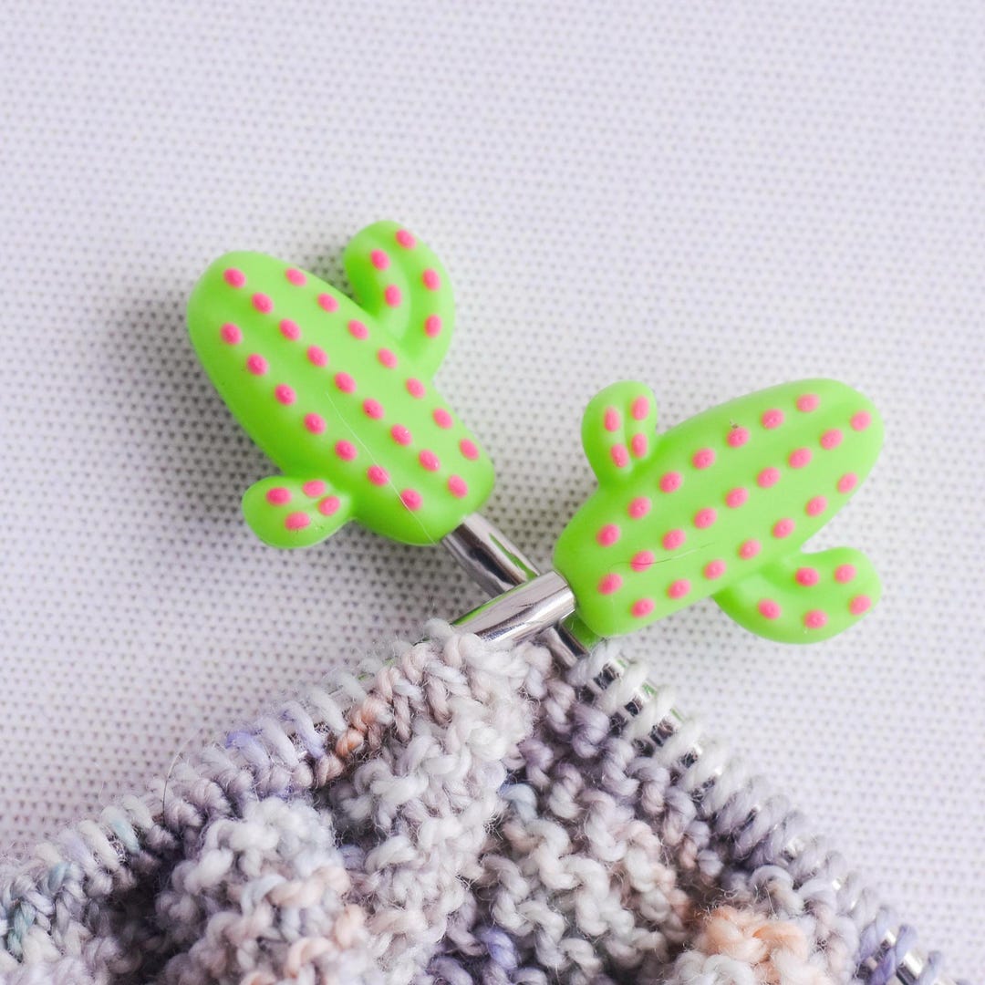 Cactus Dots Silicone Stitch Stoppers - Set of 2 - Knitting Needle Point ...