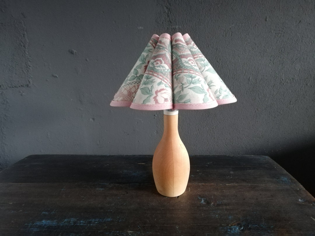 Vintage Table Lamp - Etsy