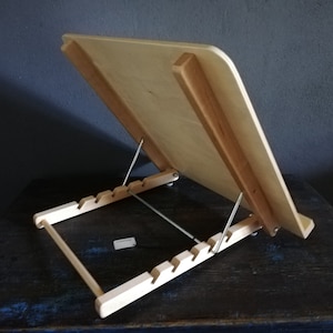 Wooden Book Stand - With Adjustable Height - Etsy