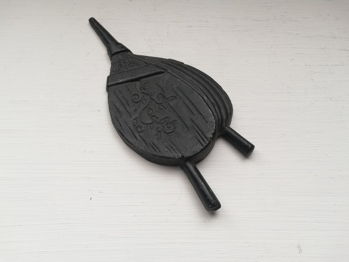 Iron Fireplace Bellows Wall Decor Made in Taiwan-handmade - Etsy