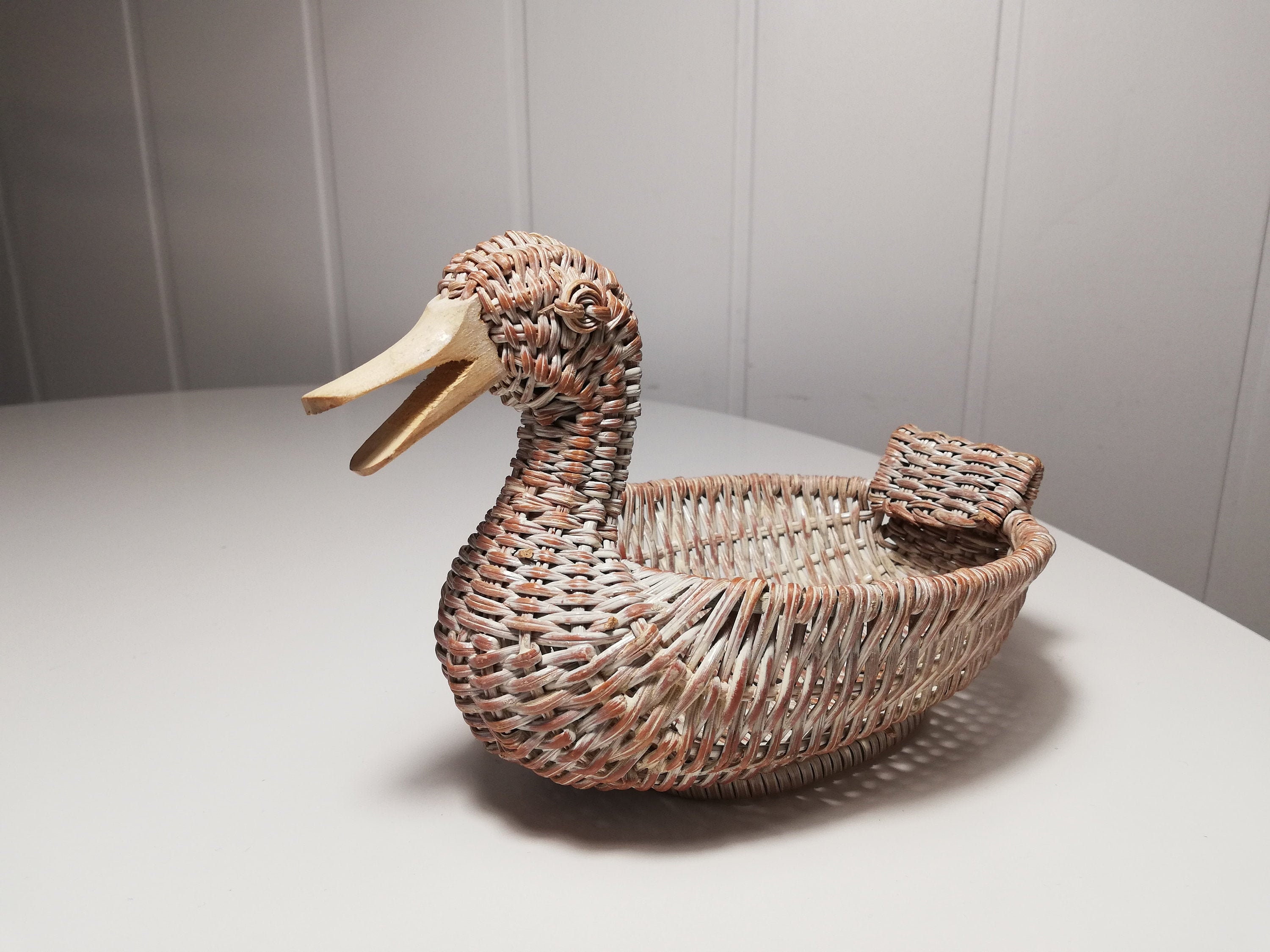 Duck Woven Basket-fruit basket-Table Decor | Etsy
