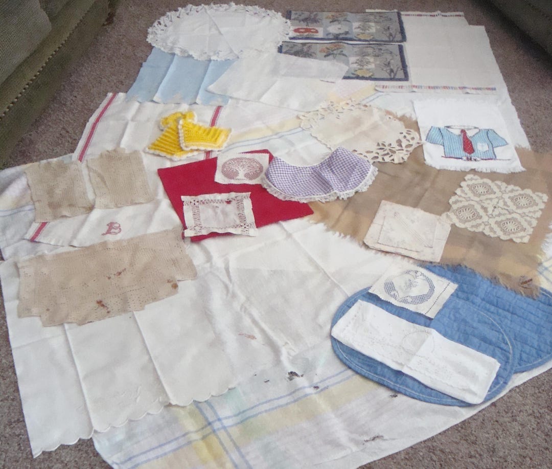 Vintage 27 Piece Lot 3 Lb Scrap Linens Tablecloth, Towels, Doilies ...