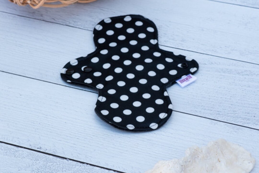 Handmade Cloth Pads Reusable Feminine Hygiene Pads for Eco-conscious ...