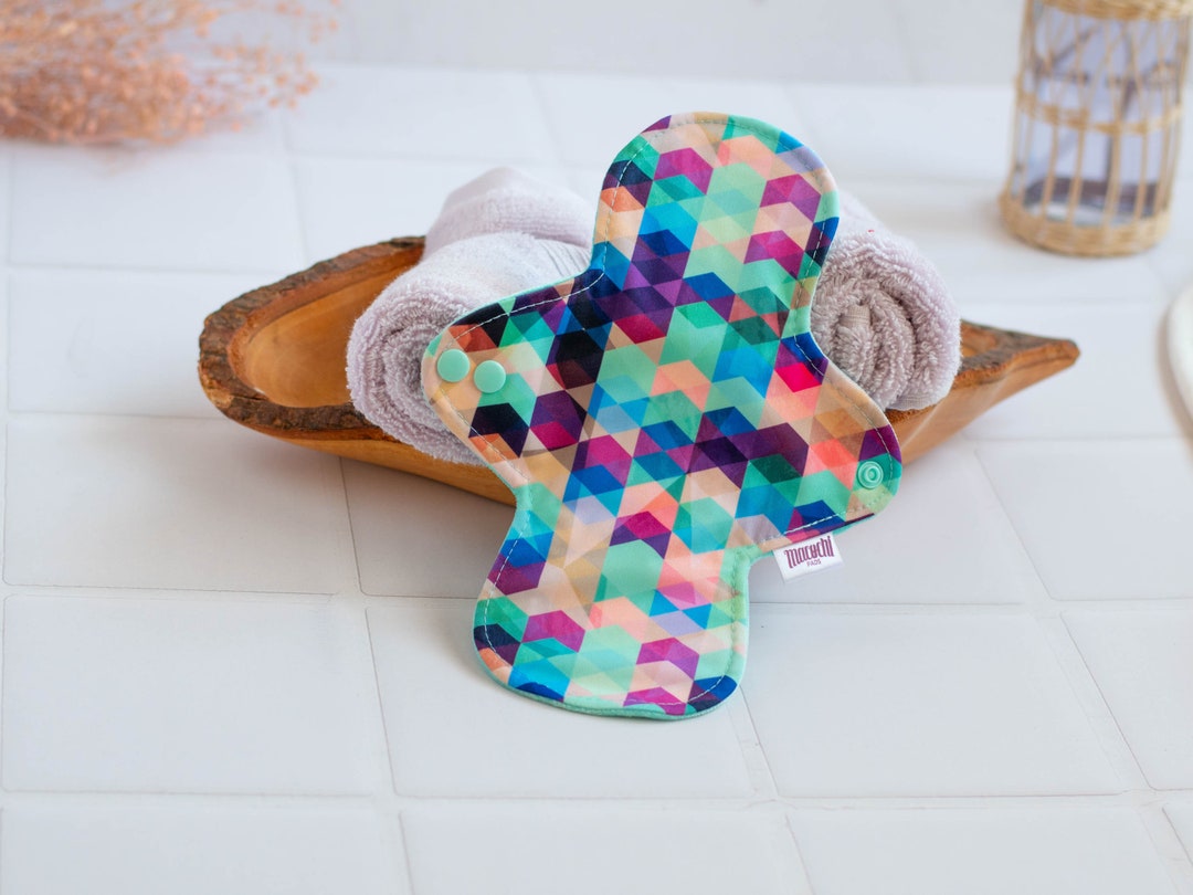 Handmade Cloth Pads Reusable Feminine Hygiene Pads for Eco-conscious ...